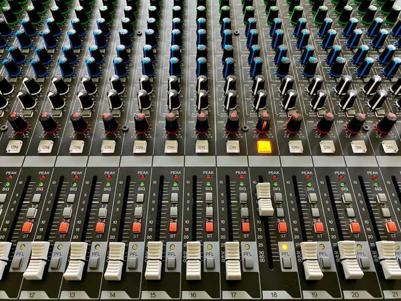 Tascam Model 12 Review - Make Beats 101